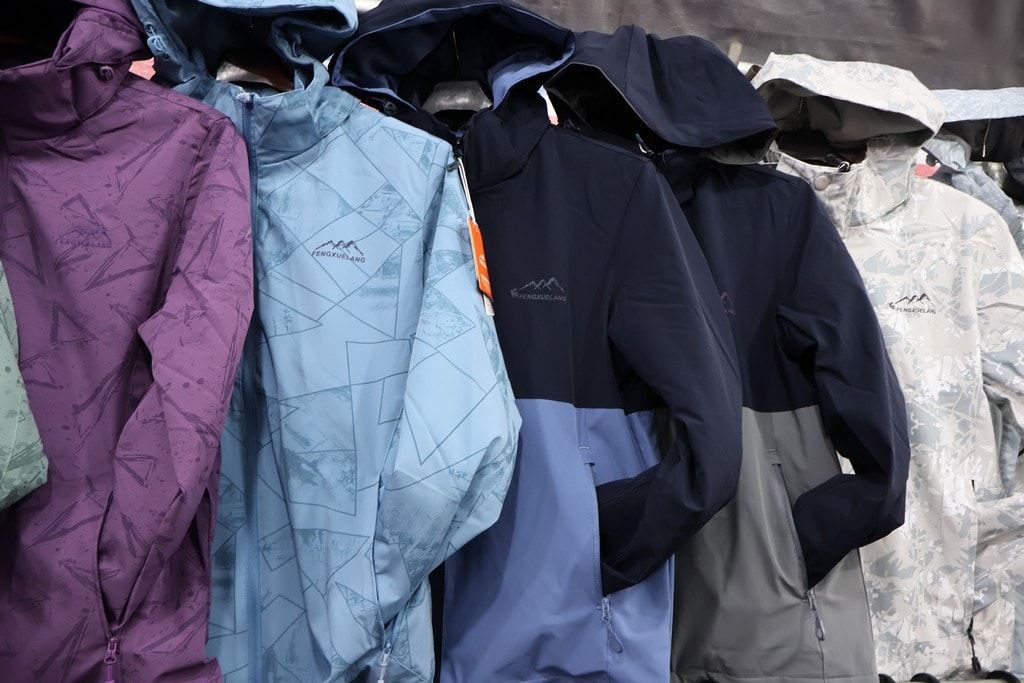 杰大服飾北部首次廠拍桃園朋友們快點來開逛！！｜Amy-魯蛋妹和大腸弟的媽 | 媽咪拜MamiBuy